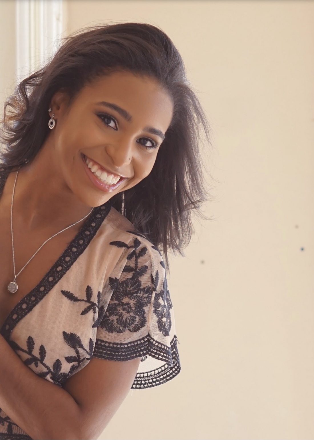 Featured Dancer: Zaria Robinson – 8 Count Audio